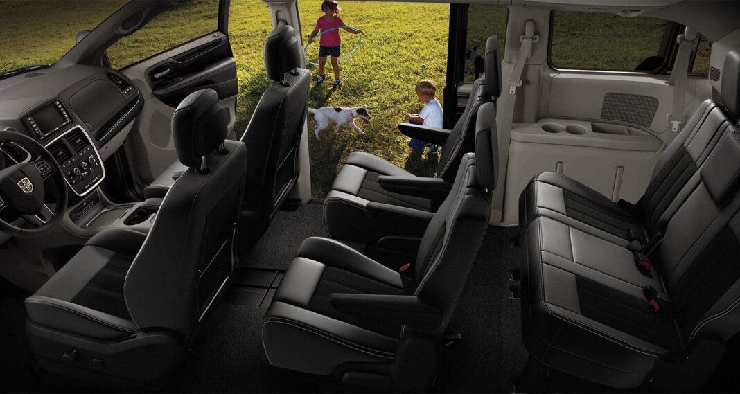 The last year 2020 Dodge Grand Caravan Minivan. Is it worth buying in 2021?